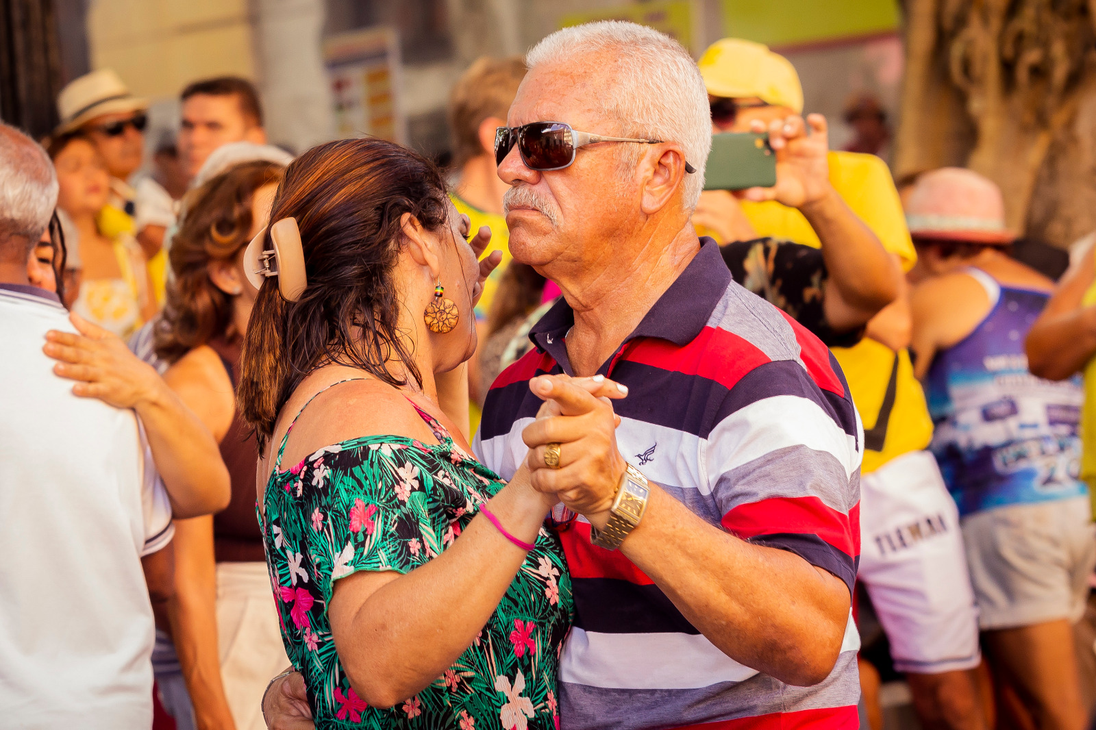 Chagas Fernandes faz homenagem a Dominguinhos no Sabadinho Bom